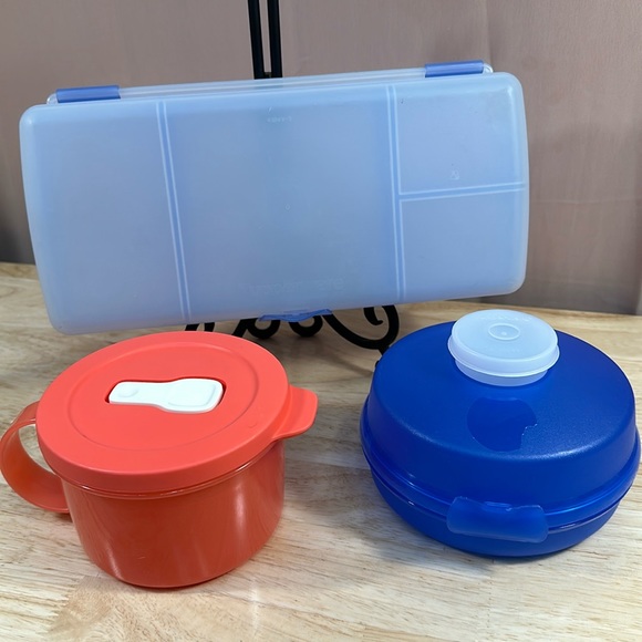 Tupperware | Kitchen | Tupperware Lunch On The Go 3piece Snack Carrier ...